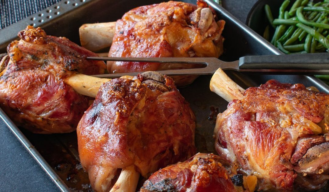 Jak przyprawić golonkę, aby smakowała idealnie? Sekretem jest ...