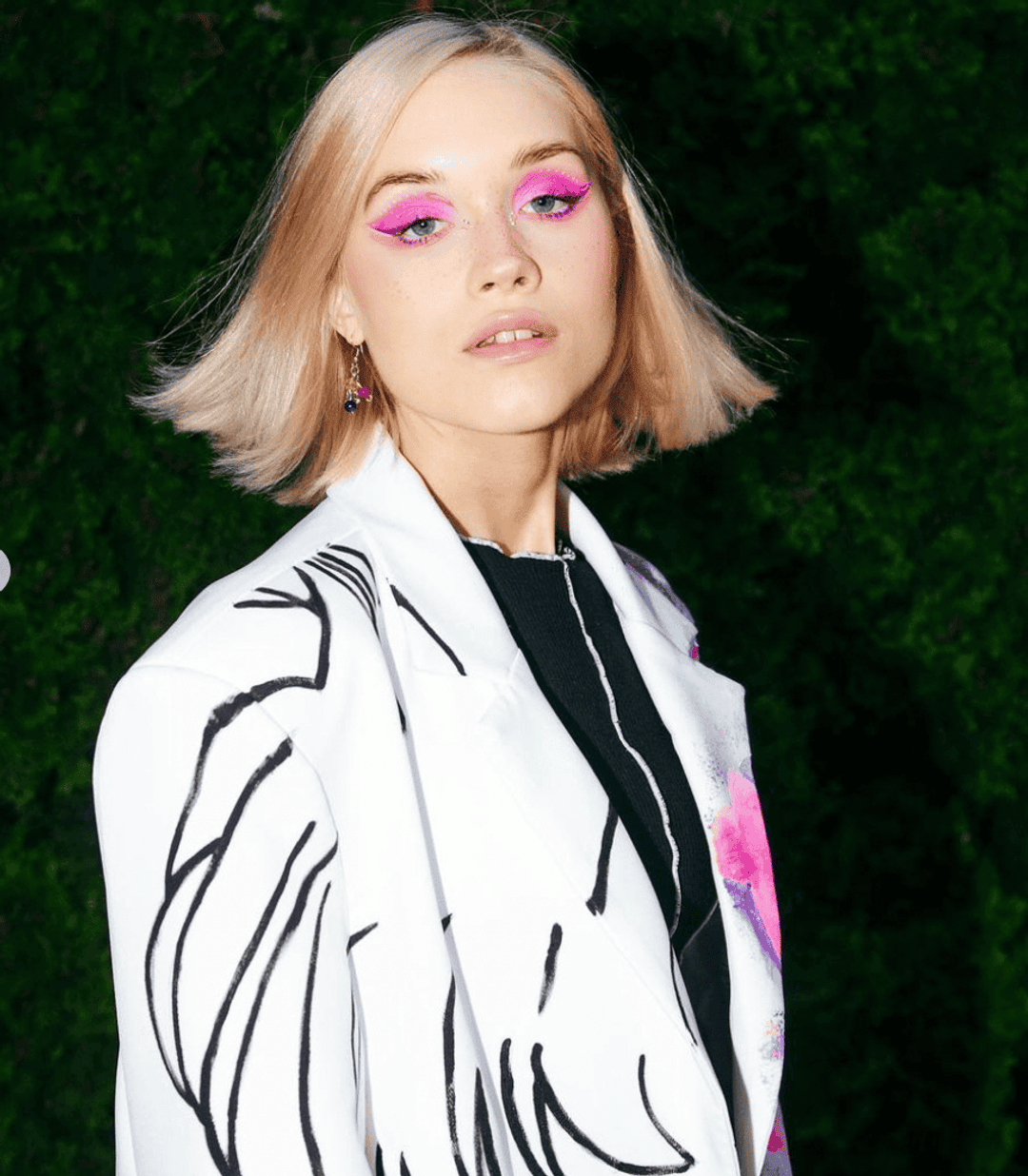 Bryska bez peruki. Jak wyglądają jej naturalne włosy? | Świat Gwiazd