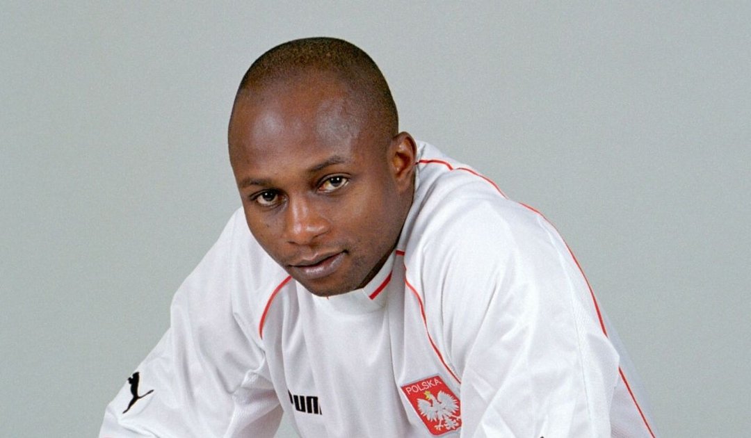 Emmanuel Olisadebe był gwiazdą reprezentacji. Oto jak dziś wygląda ...