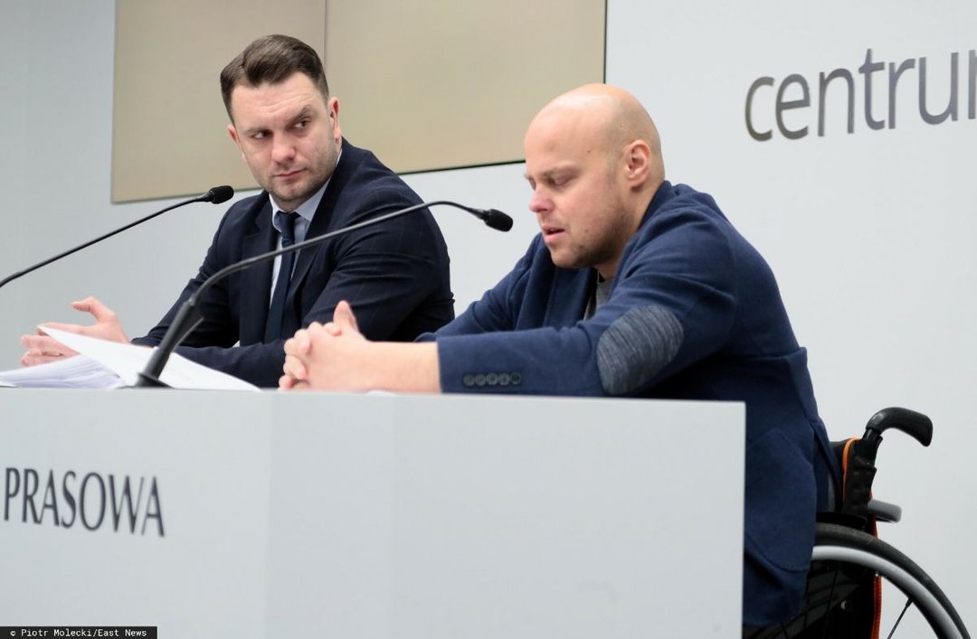 Brał udział w słynnej konferencji Łukasza Mejzy. Tomasz Guzowski nie ...