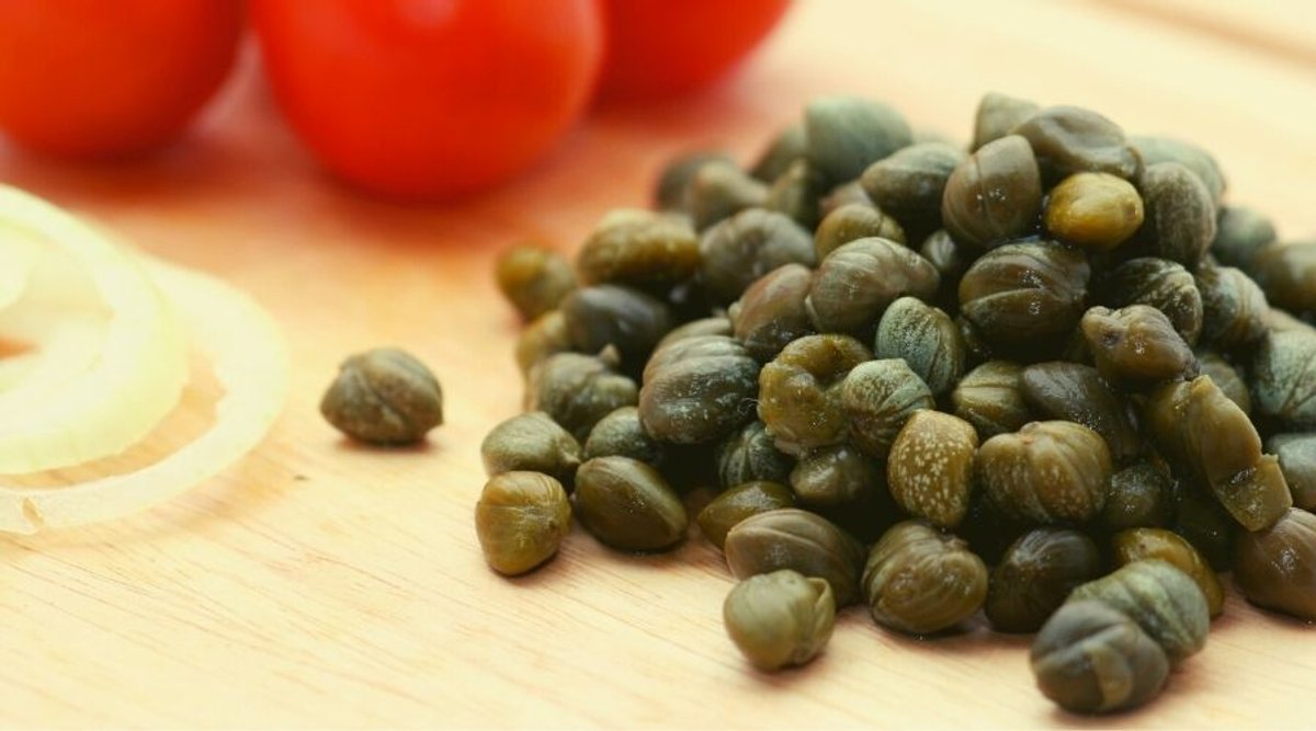 Jak wykorzystać w kuchni kapary? | Smakosze