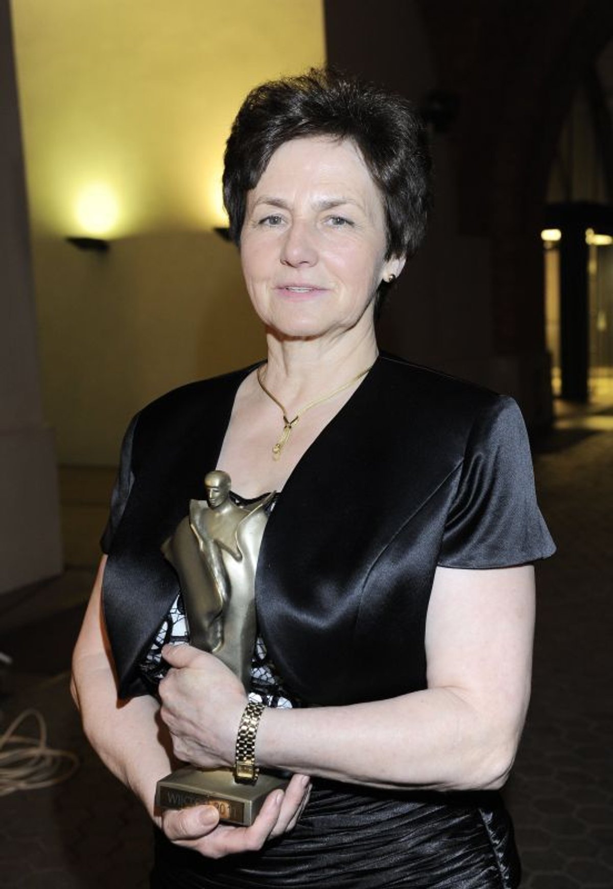 Jak obecnie wygląda 75-letnia Danuta Wałęsa? | Świat Gwiazd