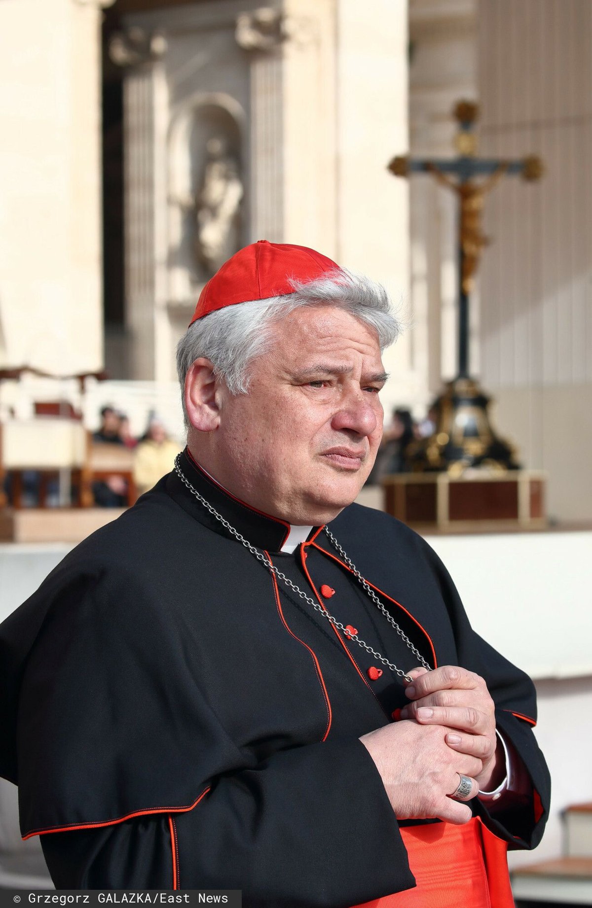 Kim jest kardynał Konrad Krajewski? Wiek, zdjęcia | Świat Gwiazd