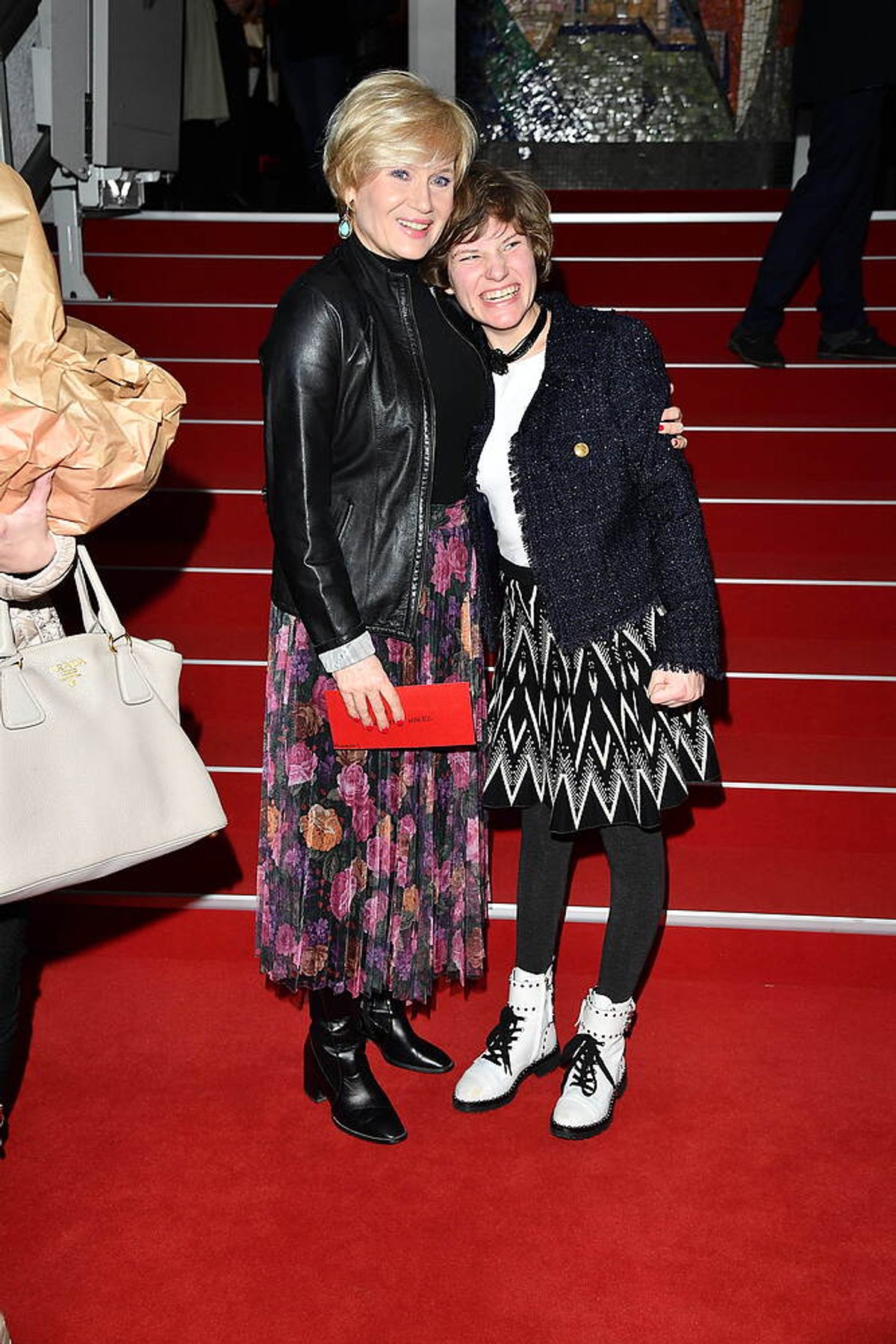 Lucyna Malec z niepełnosprawną córką na premierze. Zdjęcia | Świat Gwiazd