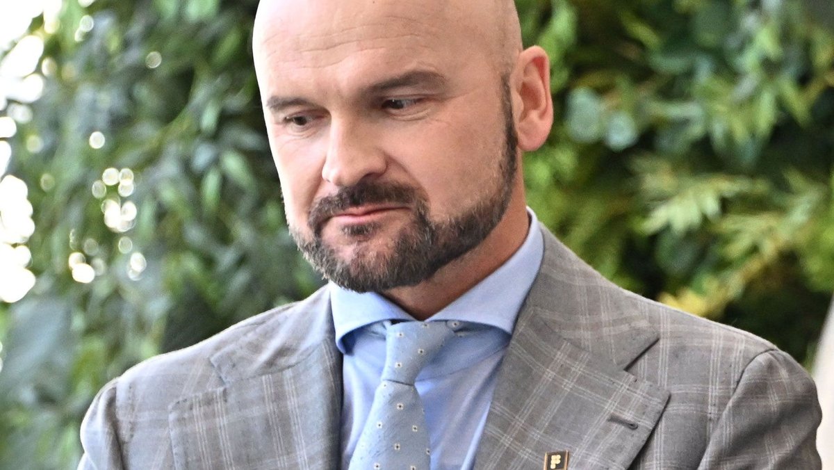 Brzoska zejdzie z fotela prezesa InPostu. Właśnie ujawnił okoliczności ...