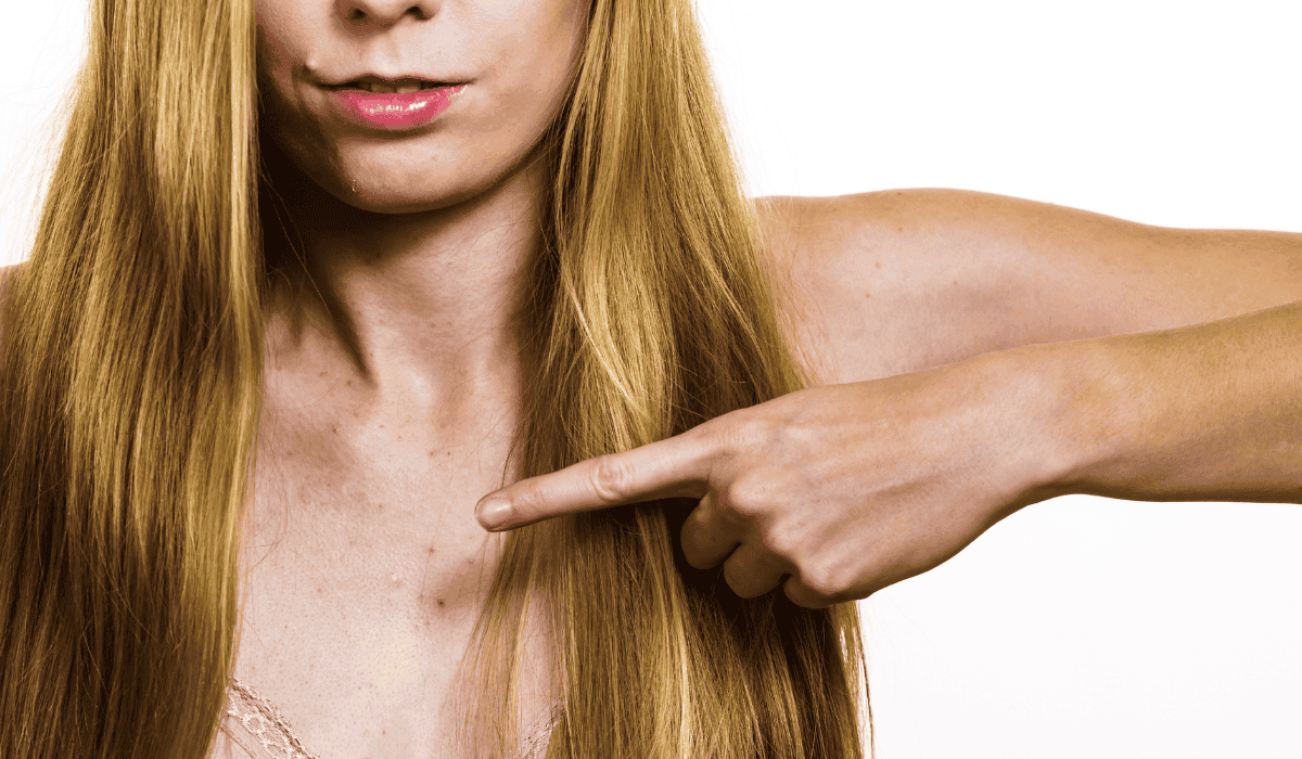 Czyrak - rozpoznanie, objawy, leczenie. Kiedy czyrak jest niebezpieczny?