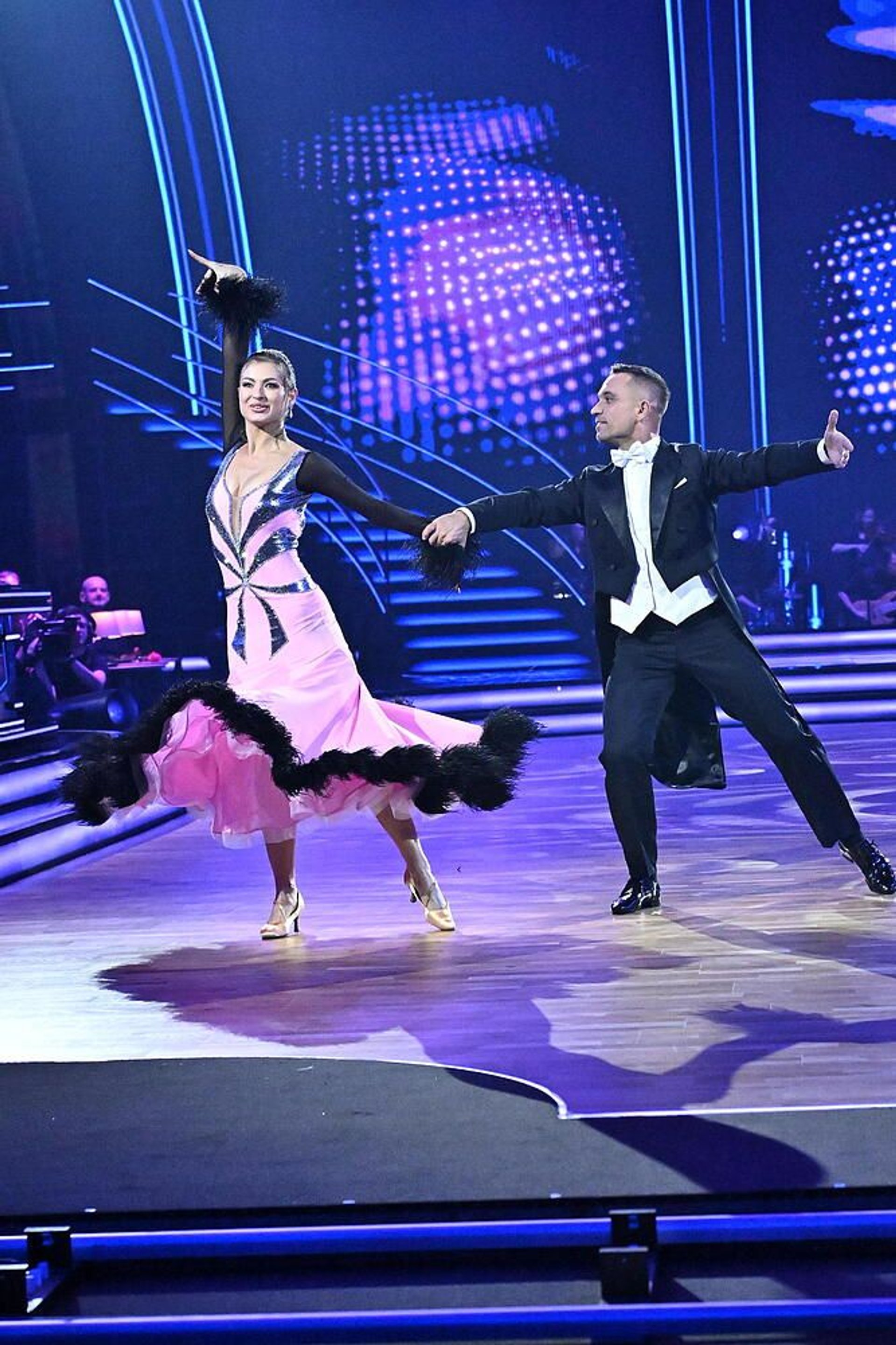 Kim jest Aleks Mackiewicz? Narzeczona, dzieci, kariera | Świat Gwiazd