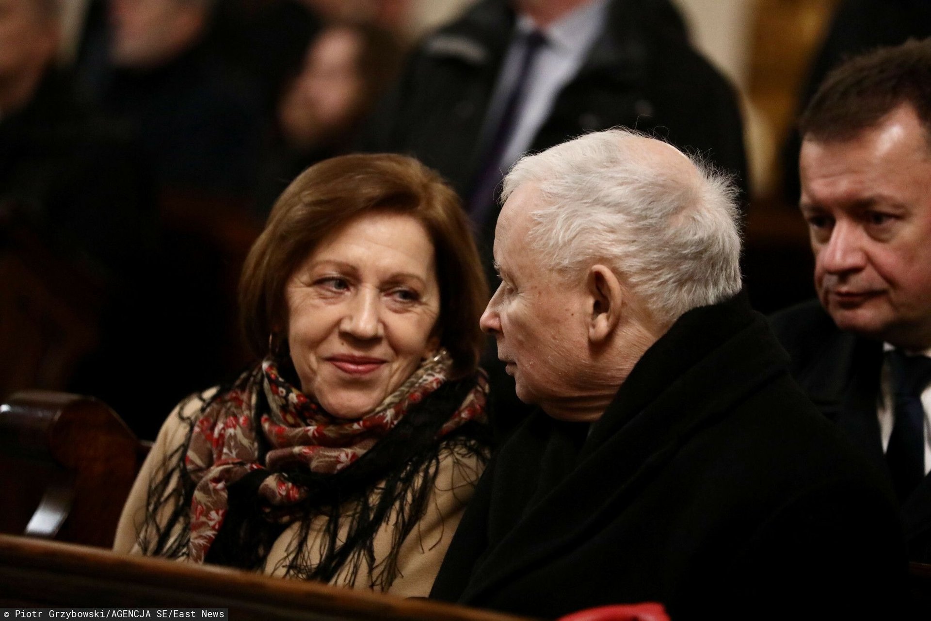 Kim jest syn zmarłej Barbary Skrzypek? Jest bardzo dobrze znany w PiS, mało kto o tym wie | Goniec