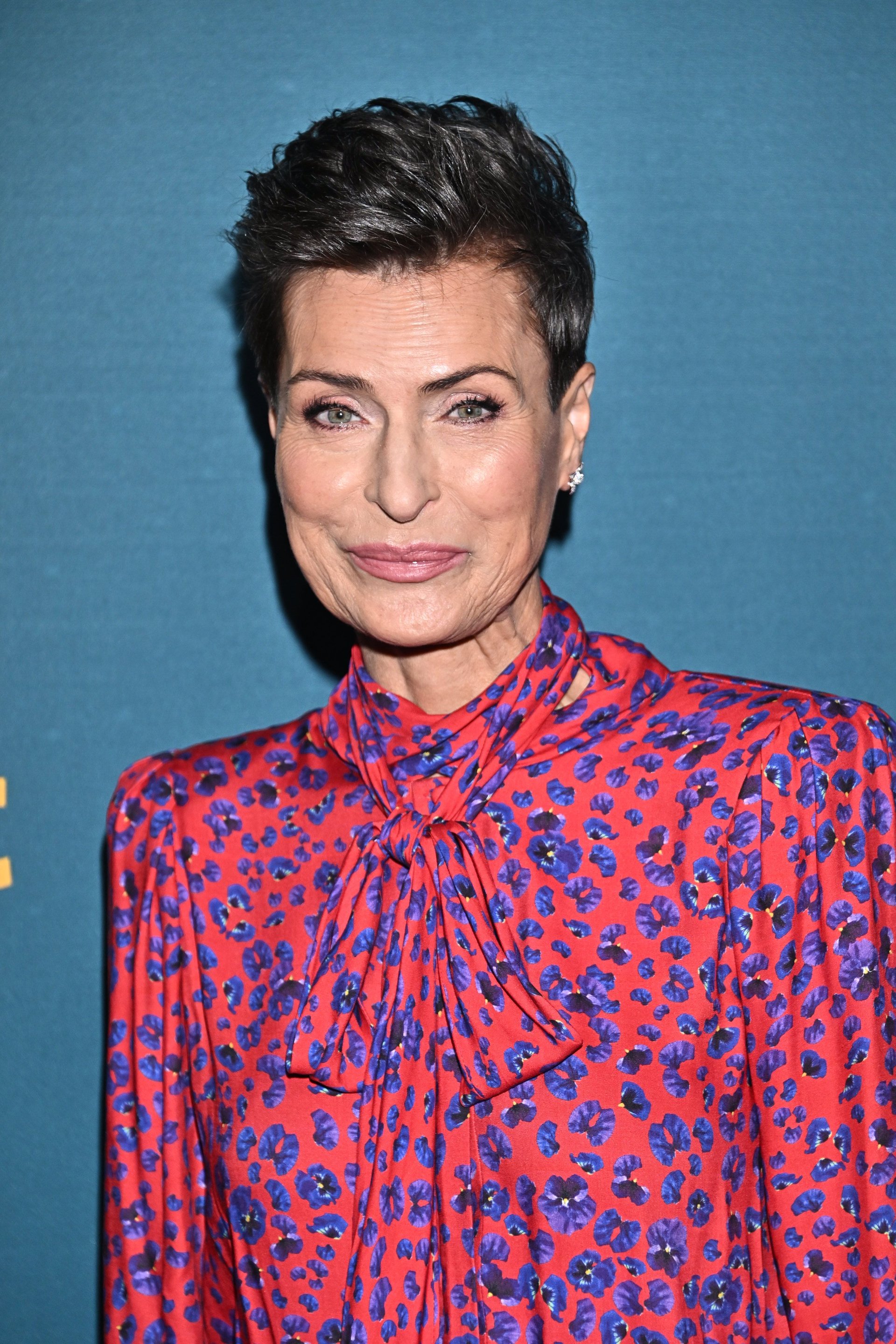 Danuta Stenka w dziewczęcej, bardzo krótkiej stylizacji. Kto by ...