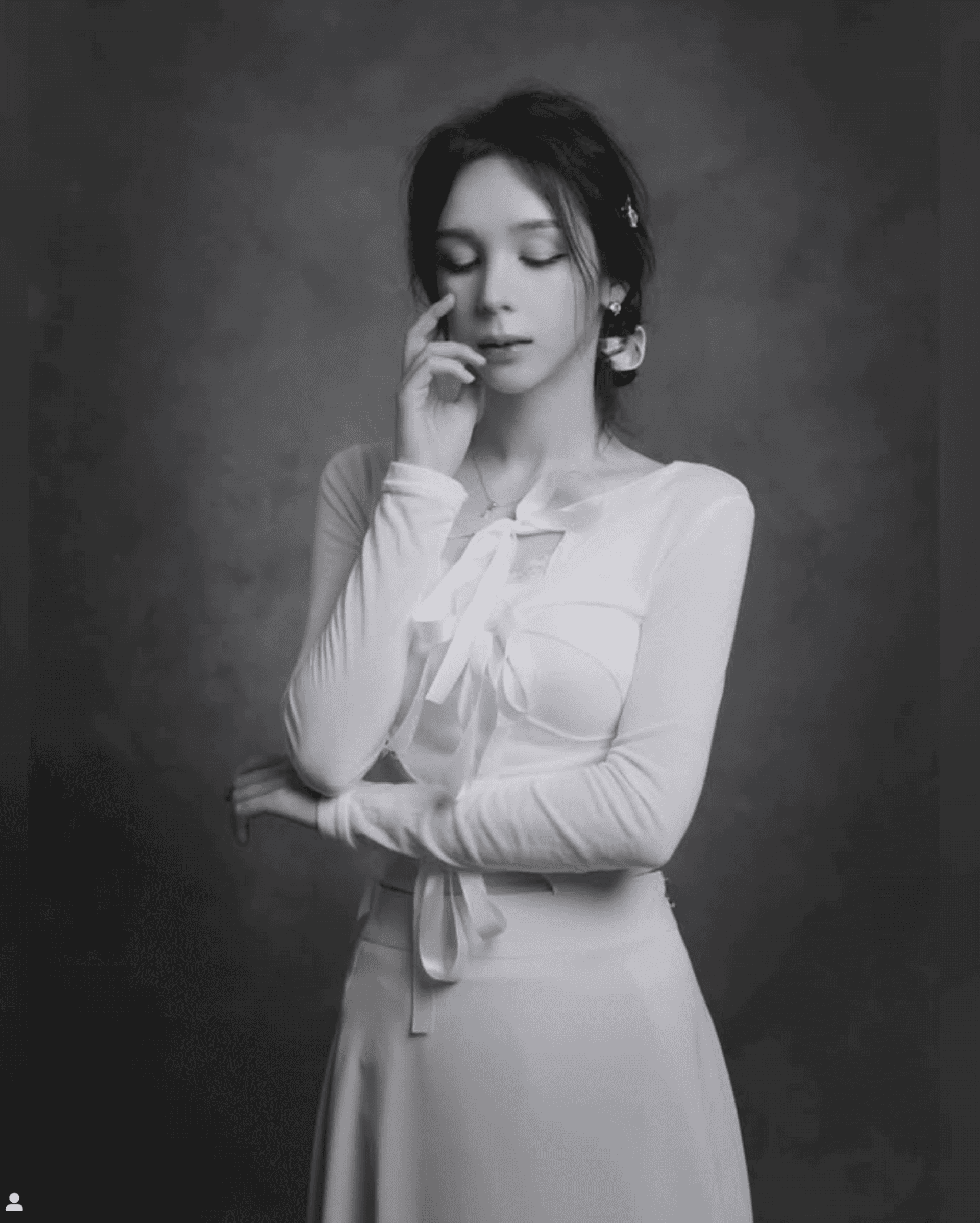 Córka Marty Kaczyńskiej zmieniła się w Azji. Jak wygląda? Zdjęcia | Świat Gwiazd