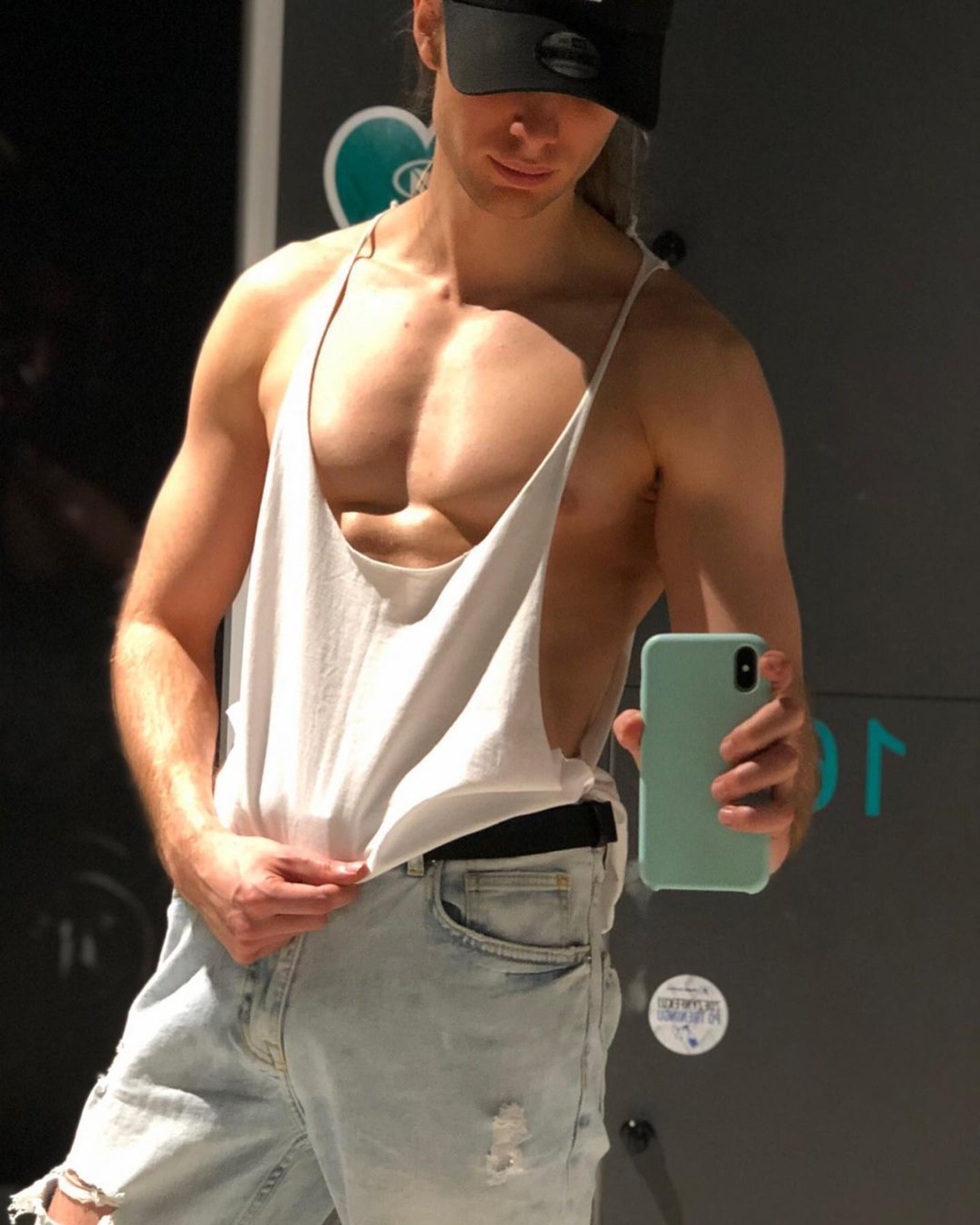 Jak wygląda teraz i co robi Mateusz Maga z "Top Model"? Nowe zdjęcia ...