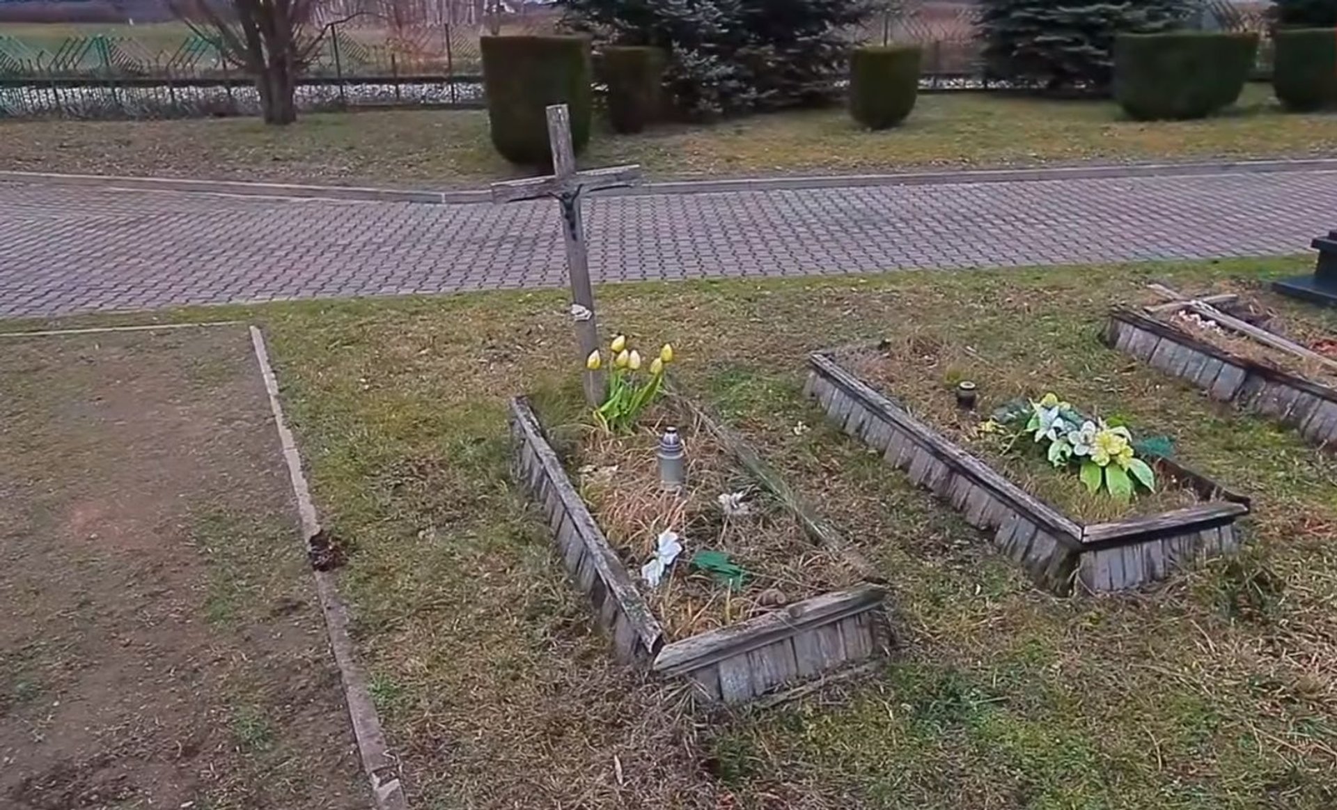 Kultowy polski aktor został pochowany w kwaterze dla bezdomnych! Przed ...