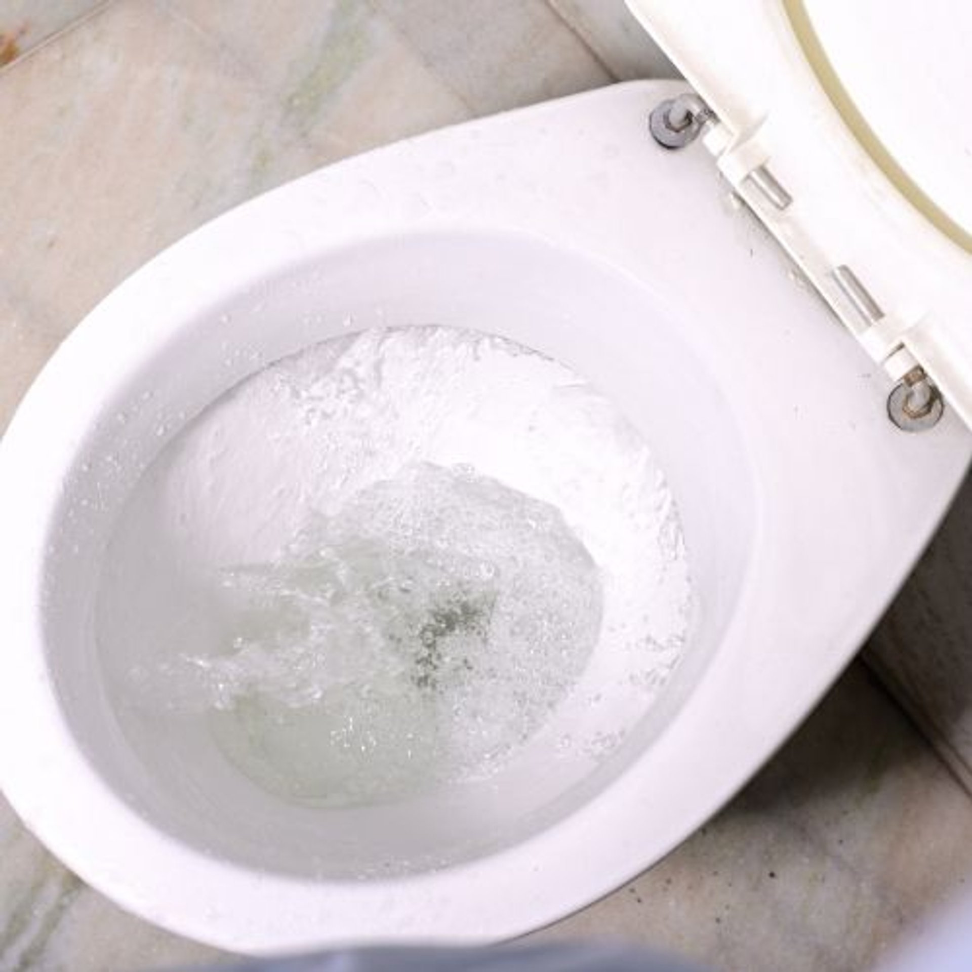 Odkąd stosuję ten proszek, moja toaleta jest idealnie czysta. Za grosze ...