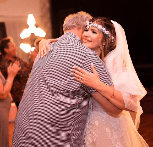 Jak Andrzej Grabowski ubrał się na ślub Skiby? Zdjęcia | Świat Gwiazd