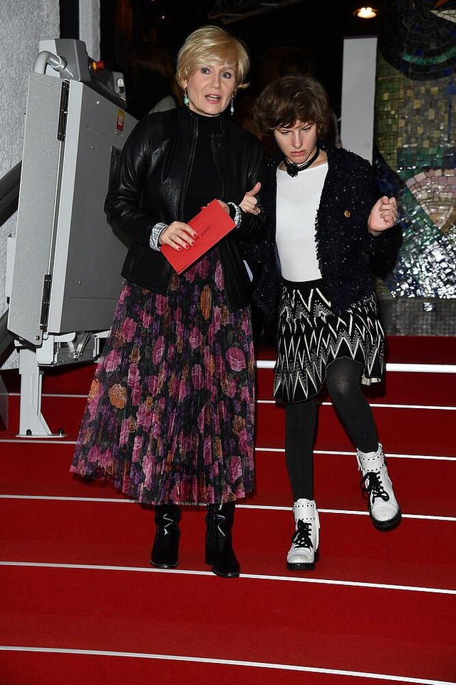 Lucyna Malec z niepełnosprawną córką na premierze. Zdjęcia | Świat Gwiazd