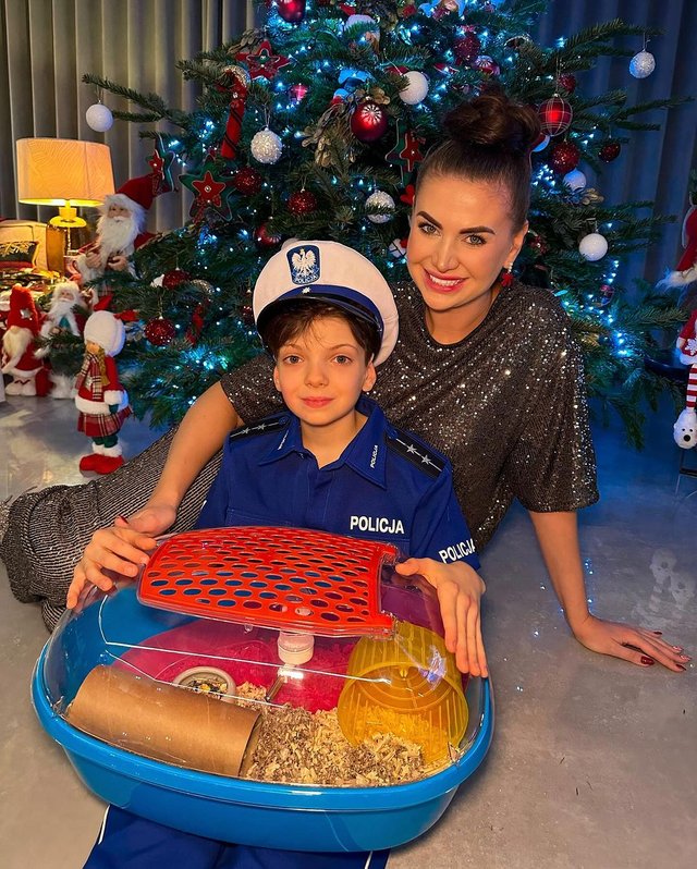 Świeciły się bardziej niż choinka. Maja Rutkowski na świątecznej fotce ...