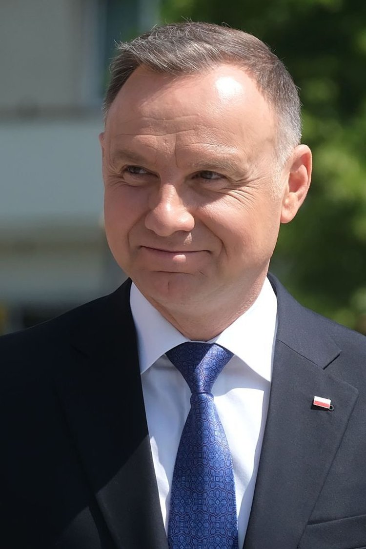 Kim jest siostra Andrzeja Dudy? Czym zajmuje się Anna Duda-Kękuś? | Świat Gwiazd