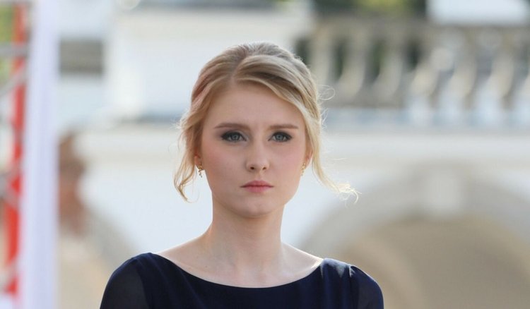 Kinga Duda przyłapana. Trudno uwierzyć, kto jej towarzyszył, oburzające ...